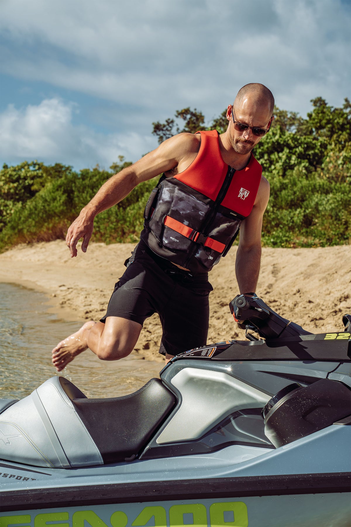 Jetpilot 360 Hyperflex Life Jacket - Red L50
