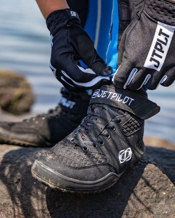 Shop Jetpilot Outlet - Last Sizes, Last Chance - Jetpilot